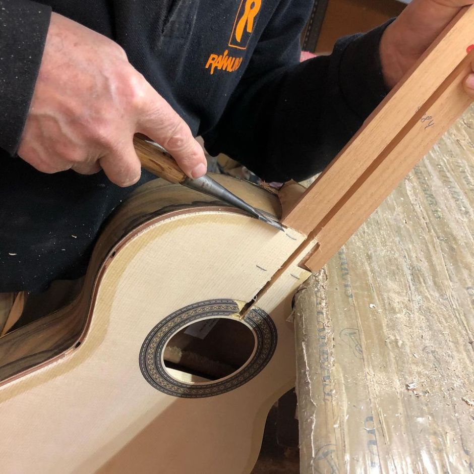 Raimundo Guitars – Guitar From Spain